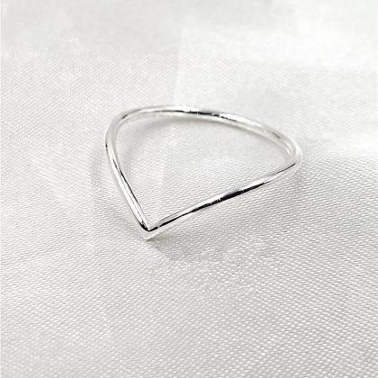 Thin Chevron Ring Sterling Silver V Shaped Ring Wishbone Ring Silver on ...