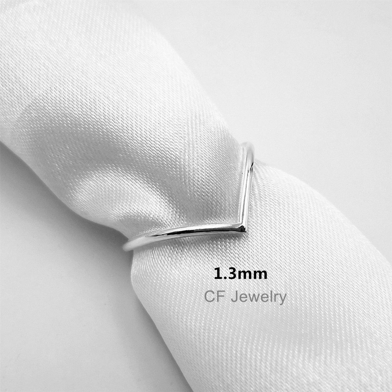 Thin Chevron Ring Sterling Silver V Shaped Ring Wishbone Ring Silver on ...